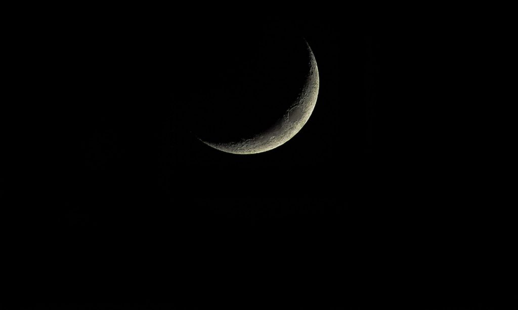 cropped-crater-crescent-moon-dark-149988-12-27-2018-1.jpg – Engineer ...